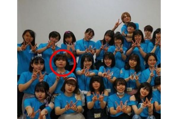 Adoの年齢や本名とは？かわいい素顔やプロフィールをご紹介！ | SMART ENTA｜スマートエンタ